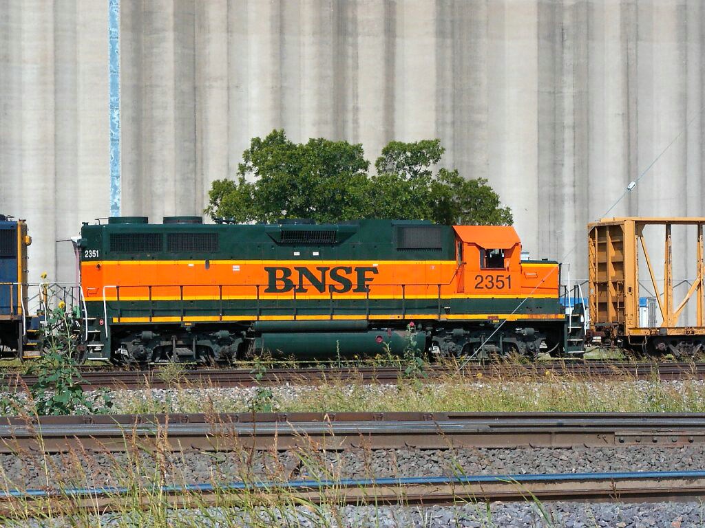 BNSF 2351
